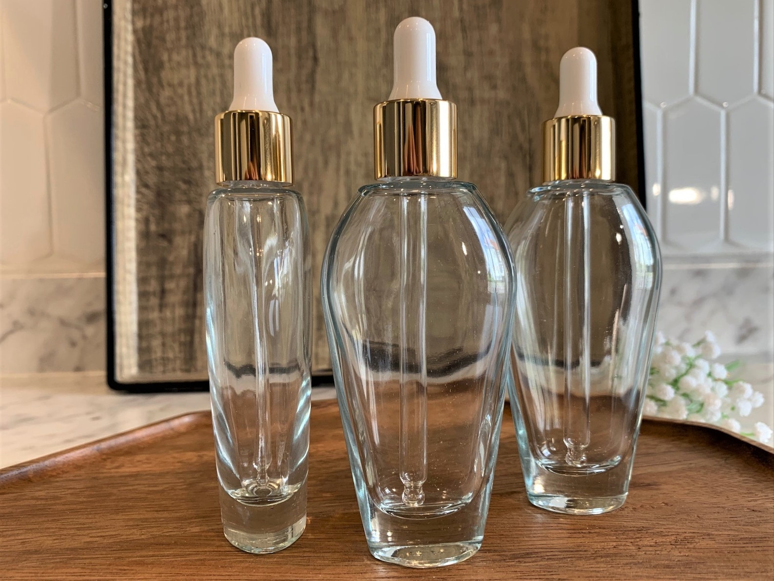 1.7 Oz. Tear Drop Clear Glass Bottle With Gold Glass Dropper | Perfect ...