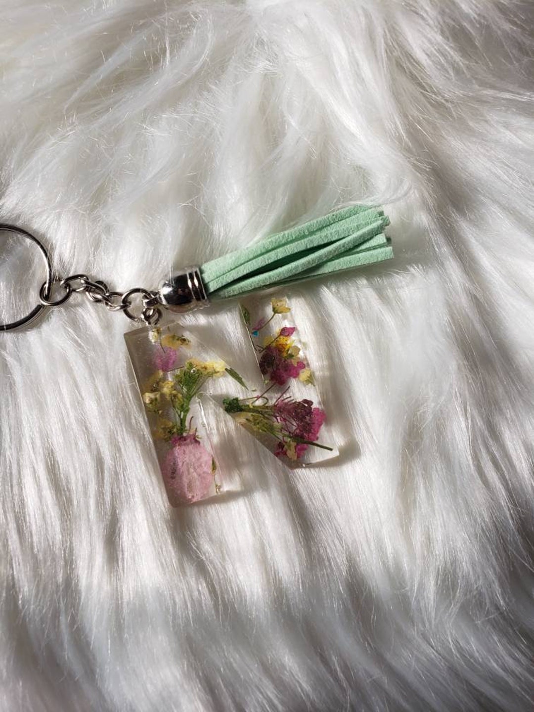 Personalized Letter Name Botanical Keychain, Real Pressed Flower Resin ...