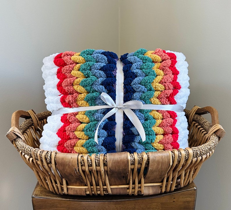 Rainbow Chunky Knit Blanket Rainbow Blanket Giant Throw - Etsy