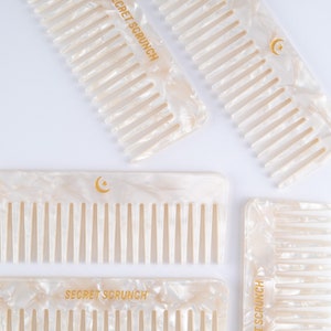 Wide Tooth Acetate Comb for Wet & Dry Hair | Detangling Comb for Thick ...
