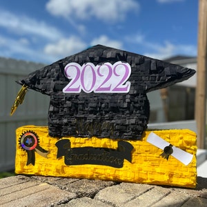 Graduation Pinata - Etsy
