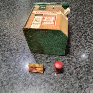 Coronation Street Collection 'alfs Mini Mart/the Corner Shop no.15 by ...