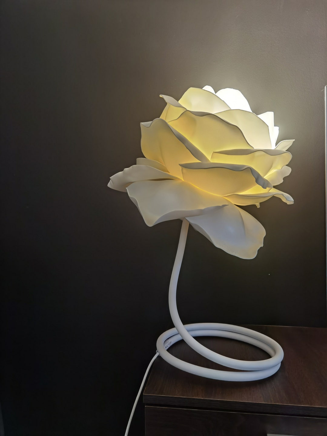 Elegant and Unique Lighting; Table or Desk Lamp Flower for Bedroom ...