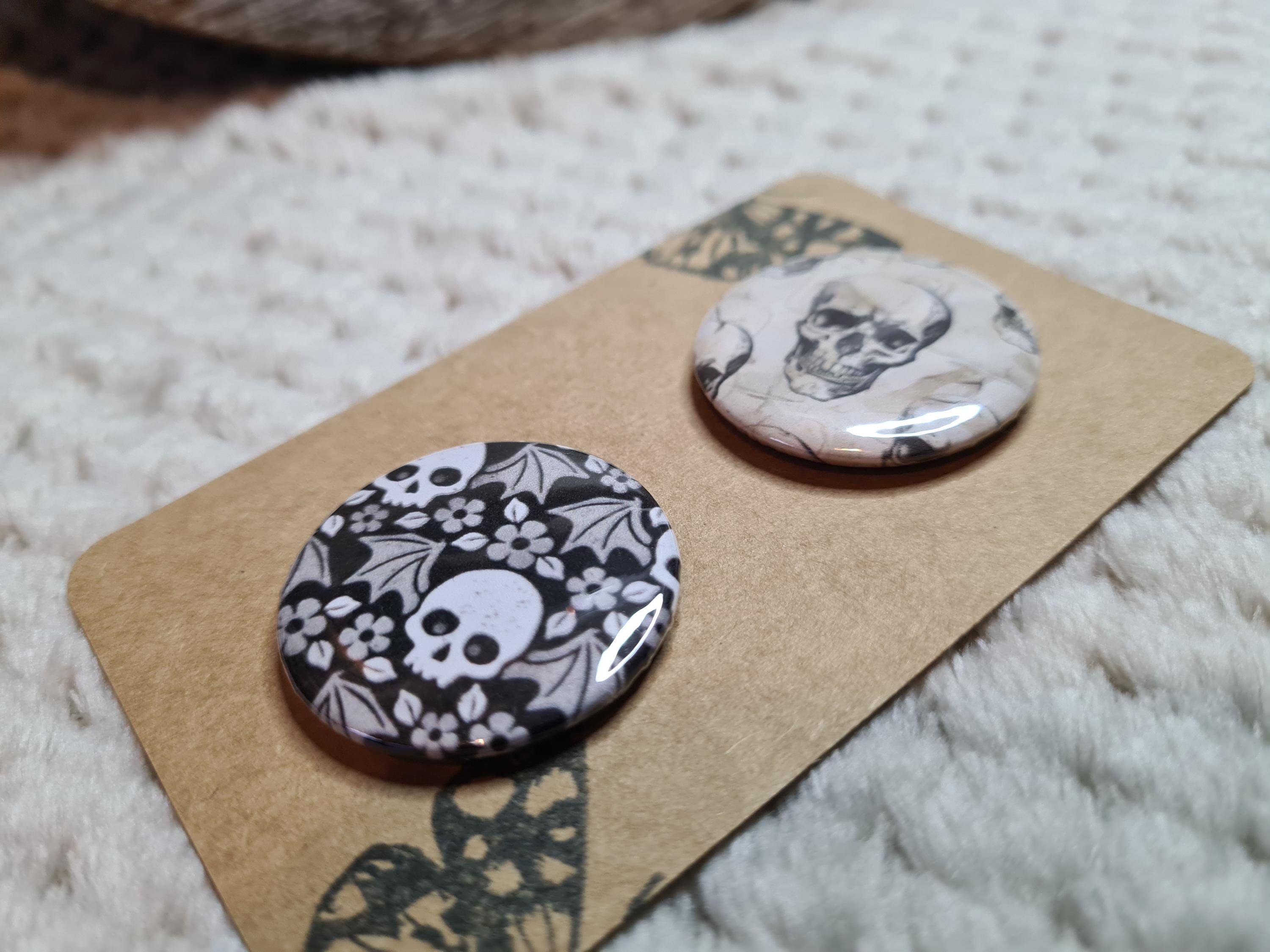 Skull Badges • Vintage Skull Badges • 32mm Button Badges • Badge ...