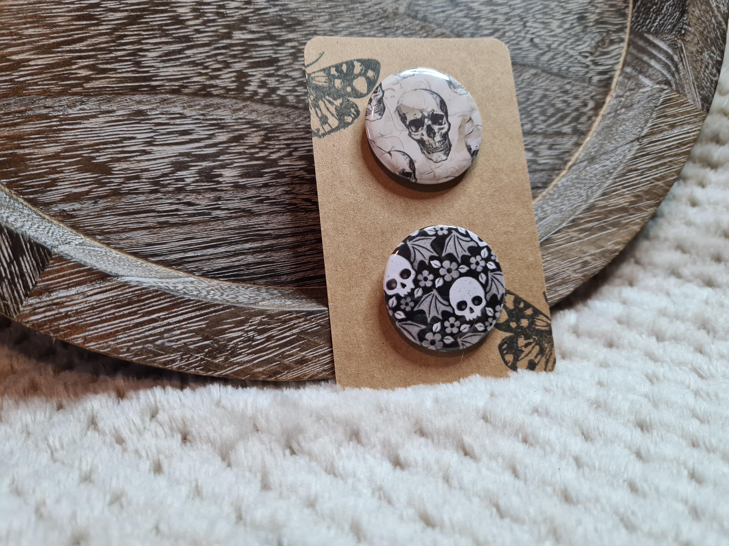 Skull Badges • Vintage Skull Badges • 32mm Button Badges • Badge ...
