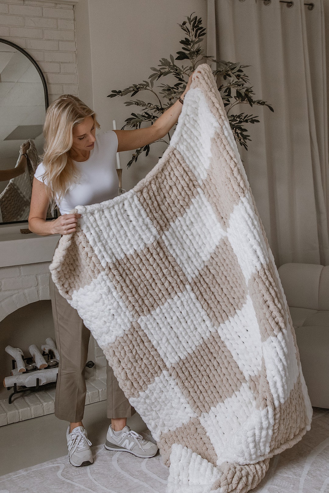 Checkered Chunky Knit Blanket - Large, Cozy, Thick & Bulky - Soft White ...
