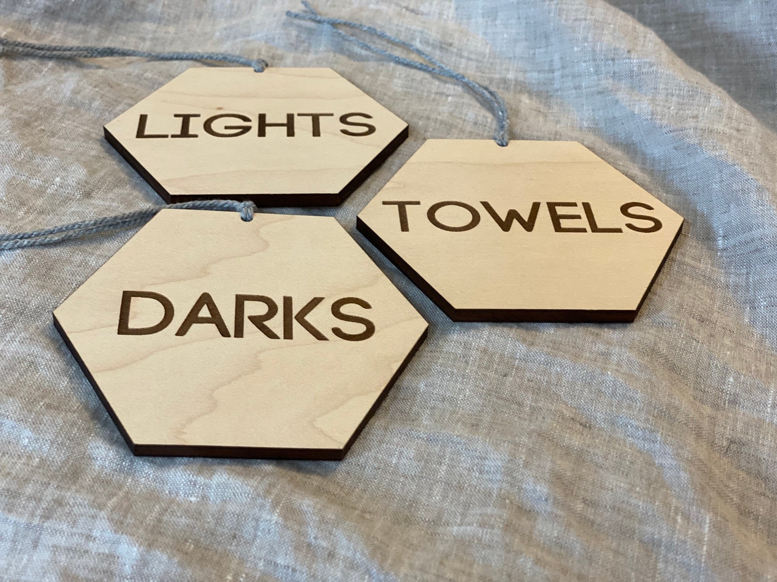 Custom Wooden Laundry Basket Labels // Wood Labels for - Etsy