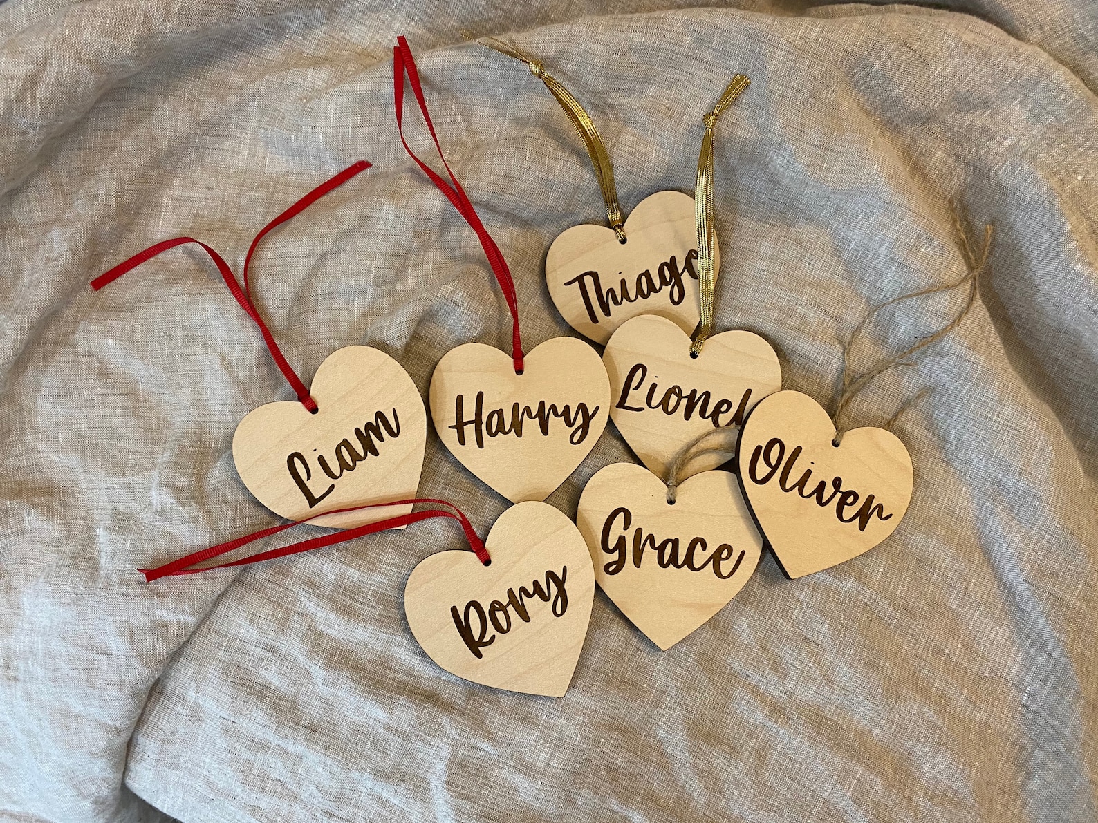 Wooden Heart Name Tag // Engraved Heart Name Tag // Wedding - Etsy