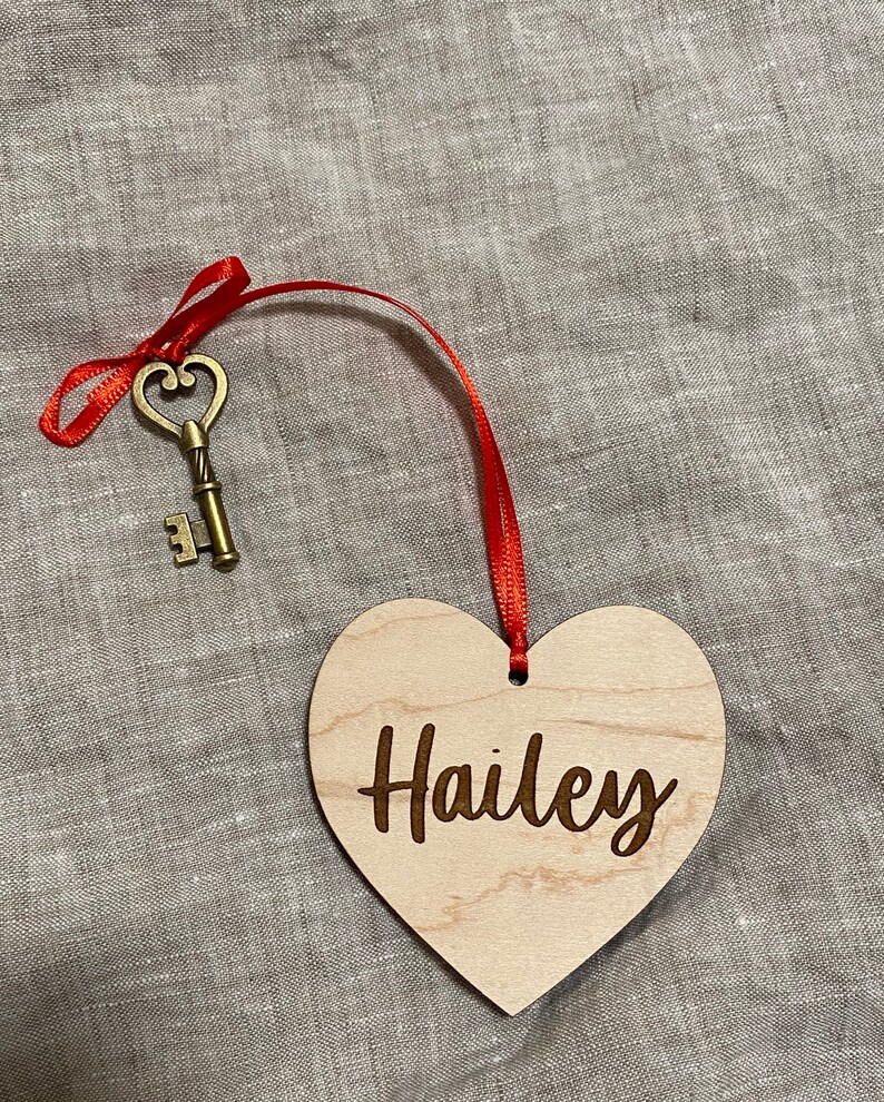 Wooden Heart Name Tag With Small Key // Engraved Heart Name - Etsy