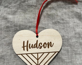 Wooden Heart Name Tag // Engraved Heart Name Tag // - Etsy