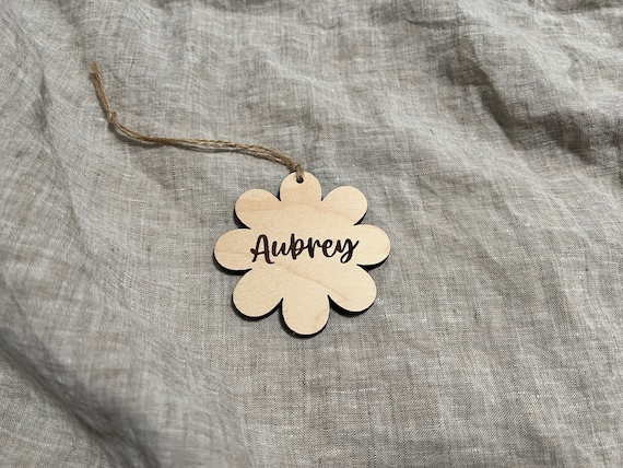 Wooden Flower Name Tag // Engraved Flower Name Tag // Flower - Etsy