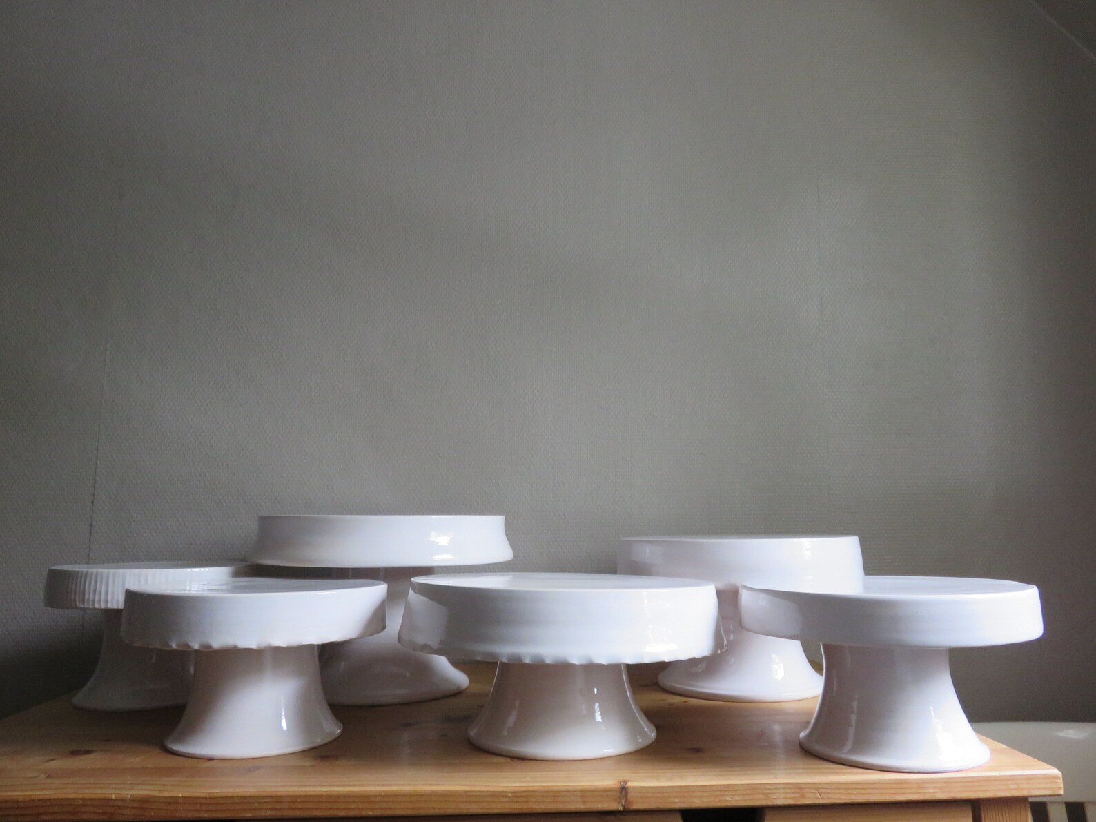 Handmade Ceramic Cake Stand, Footed Plate, Lifter, Centre, White ...