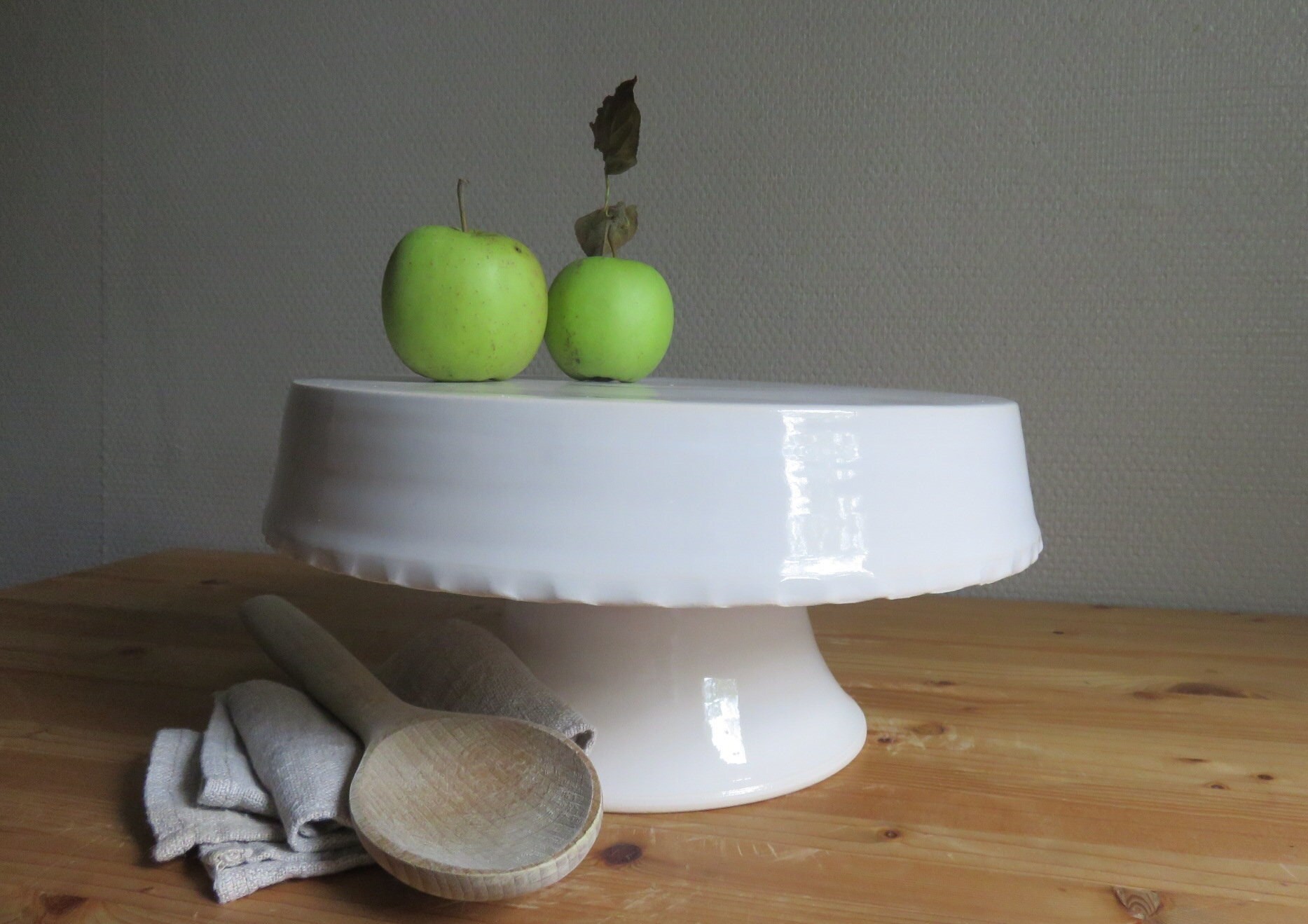 Handmade Ceramic Cake Stand, Footed Plate, Lifter, Centre, White ...