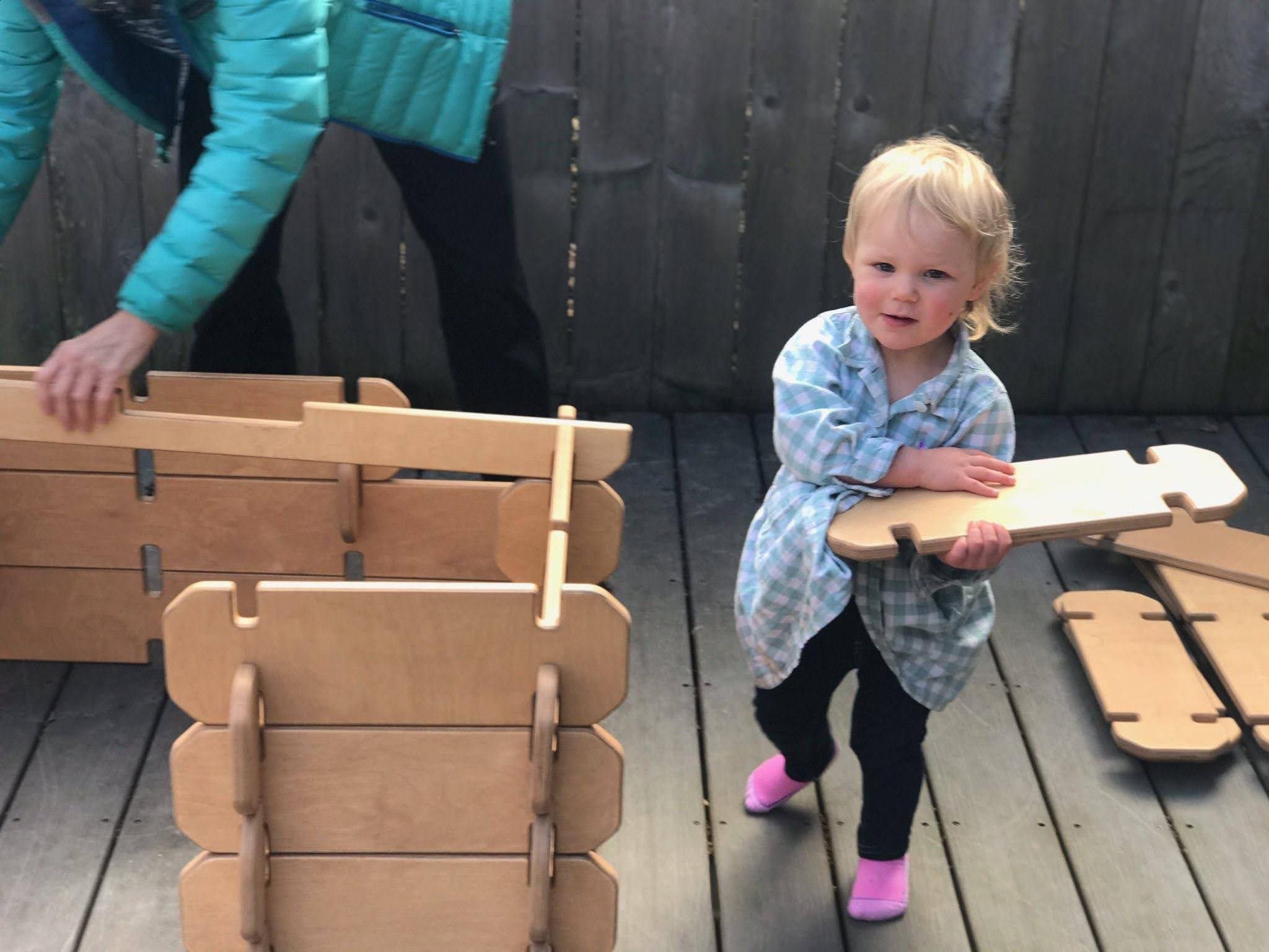 BUILDER BOARDS Playhouse Building Blocks, Creative Construction Play ...