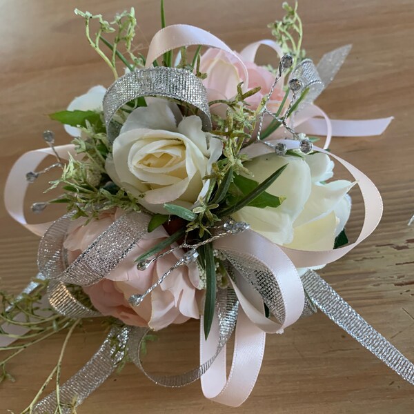Mother of the Bride Corsage - Etsy
