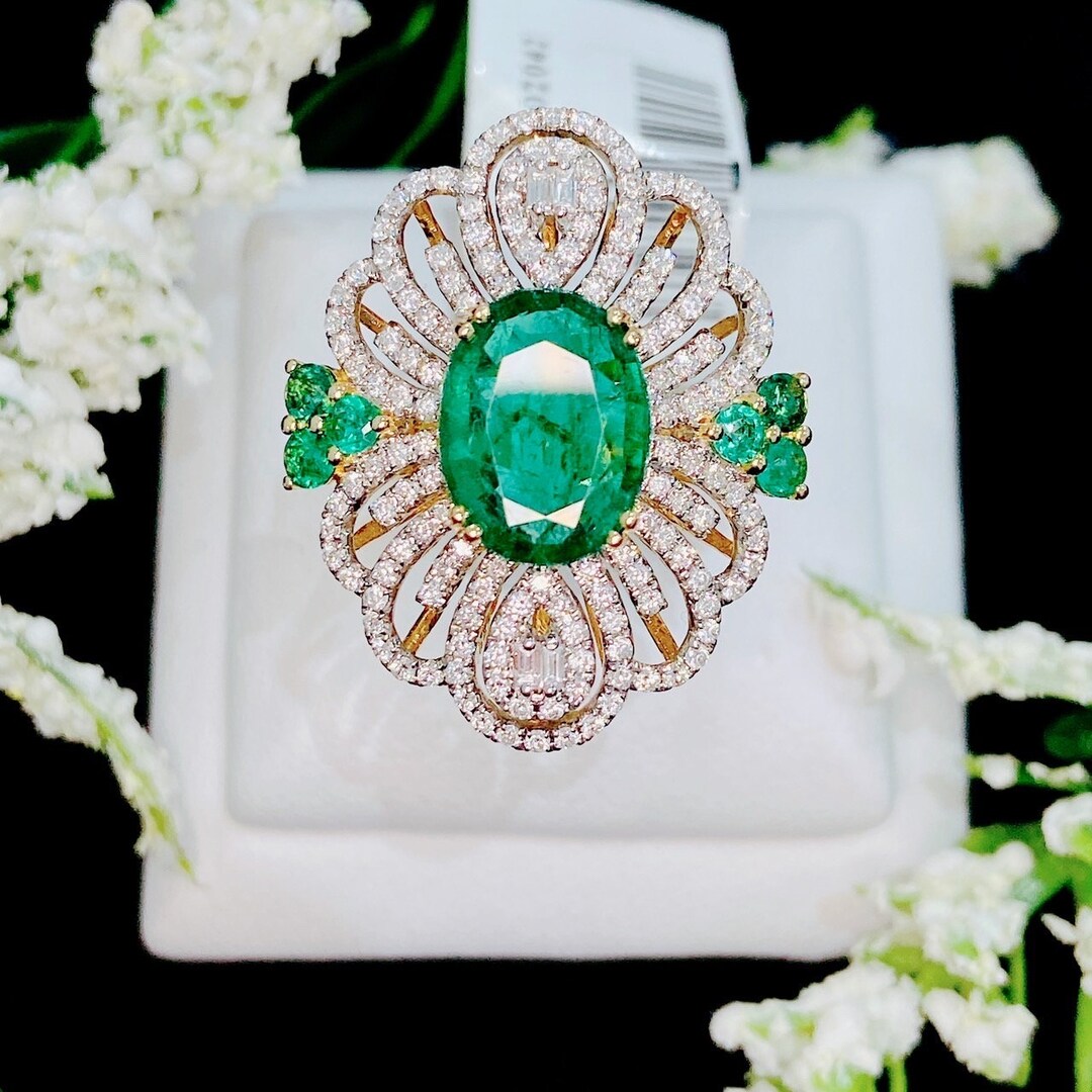 IGA Certified / Vintage Oval Emerald Ring / Emerald 2.05 Carat - Etsy ...