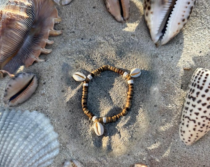 Cowry Shell Bracelet - Etsy
