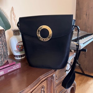 Celine Black Vintage Leather Authentic Shoulder Bag With a Logo Gold ...