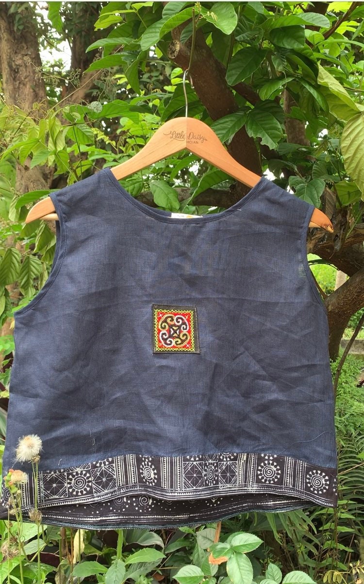 Linen Top With Sapa Hand Embroidery, Natural Dye Decorations - Etsy