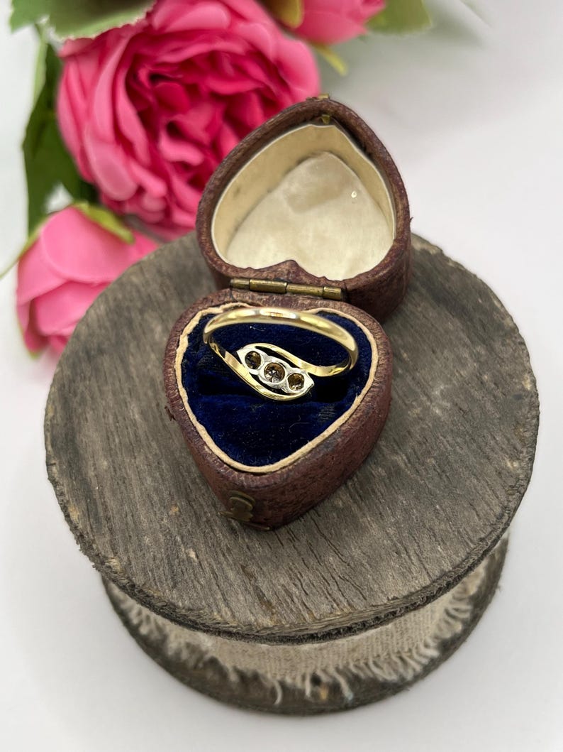 Vintage 18ct Gold & Platinum Diamond Trilogy Crossover Ring - Etsy