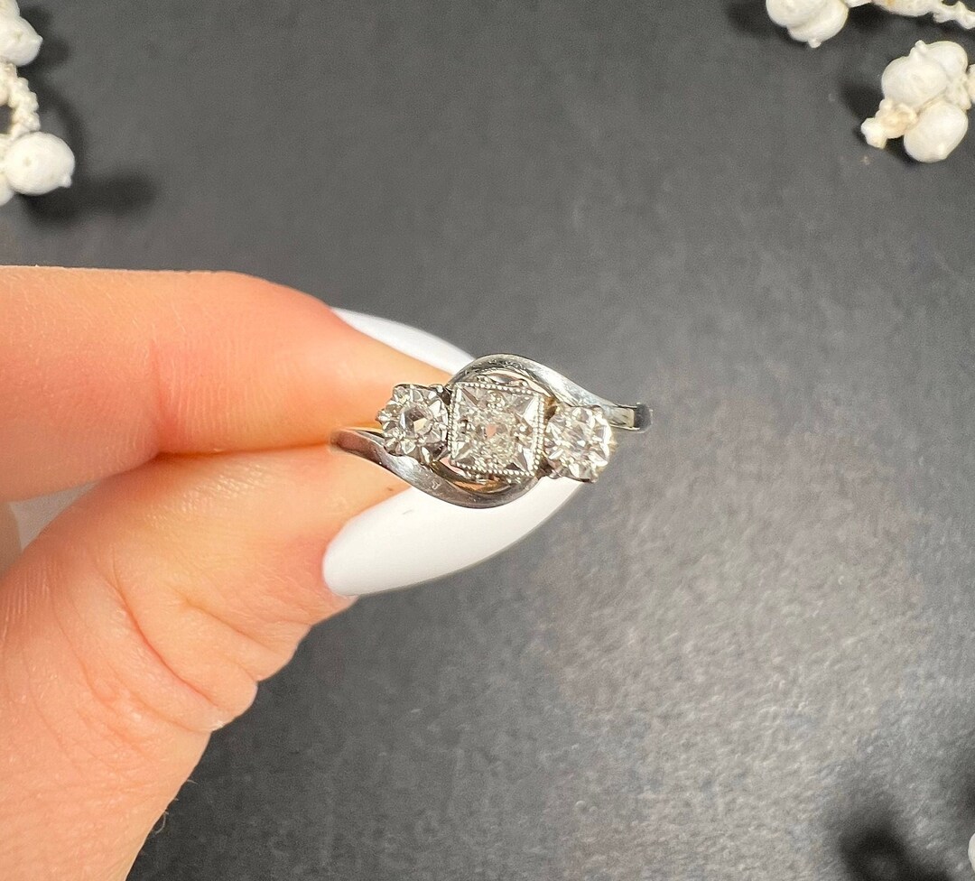 Vintage 18ct Gold & Platinum Stamped, 1930s Diamond Three Stone ...