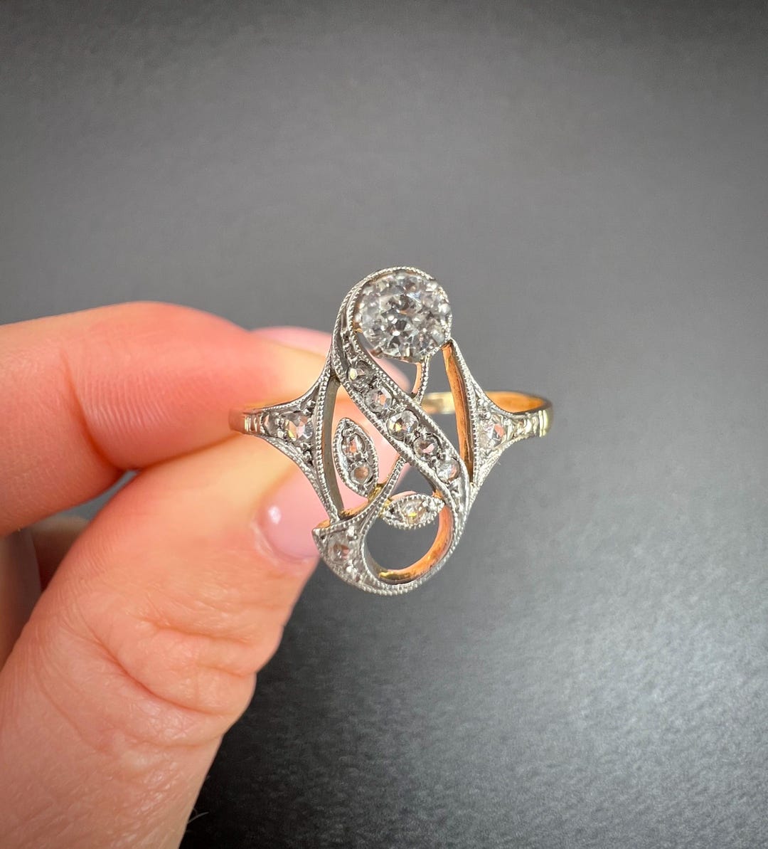 Antique 18ct Gold & Platinum, Edwardian Era Figure Eight Diamond Belle ...