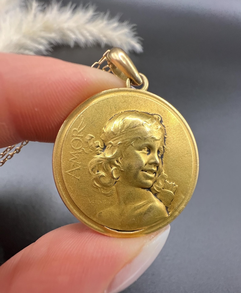 Antique 18ct Gold, French Art Nouveau Gold Love Medallion by Frederic ...