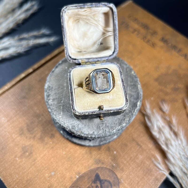 Antique Signet Ring - Etsy