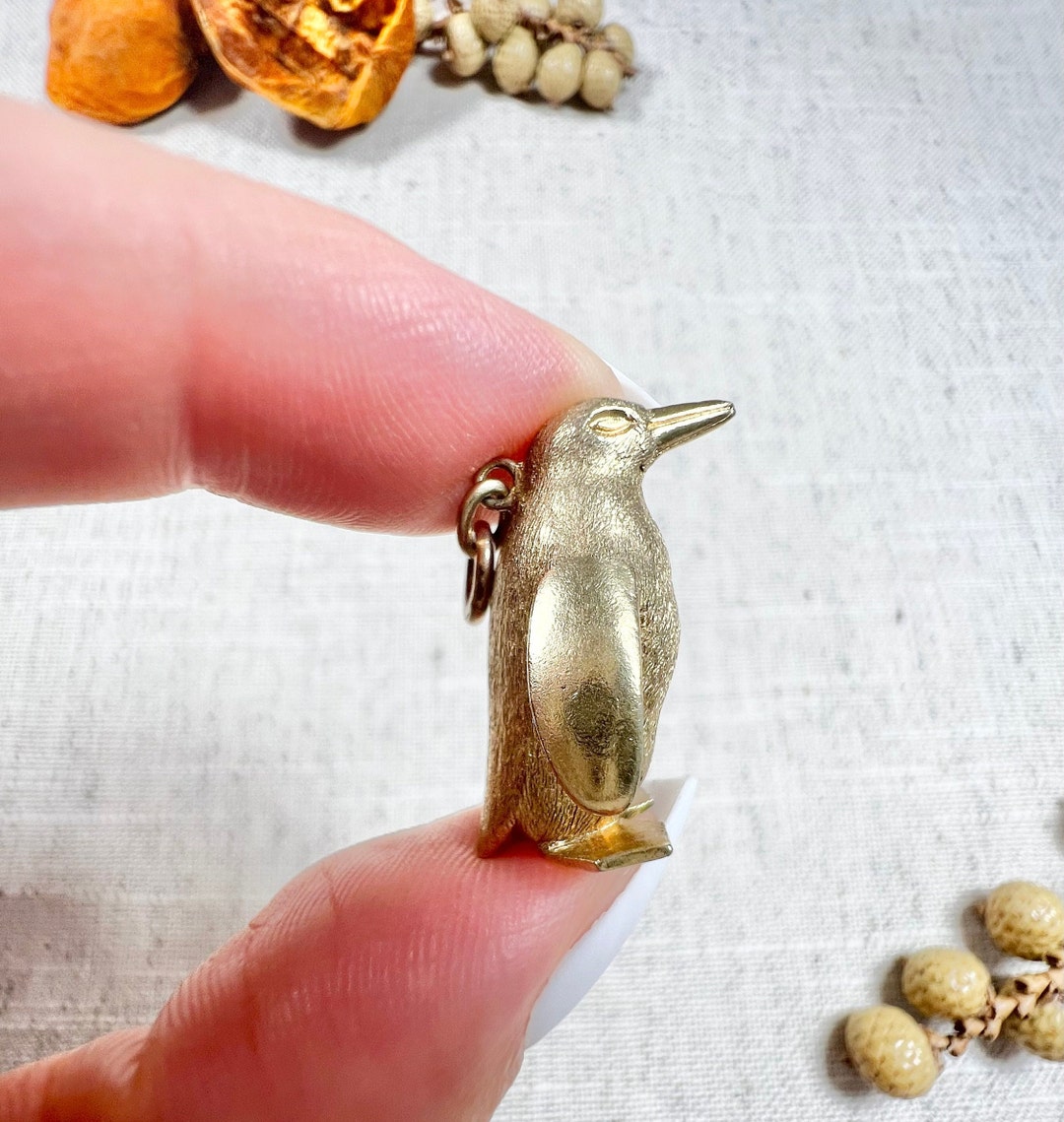 Vintage 9ct Yellow Gold, 1960s Penguin Pendant - Etsy