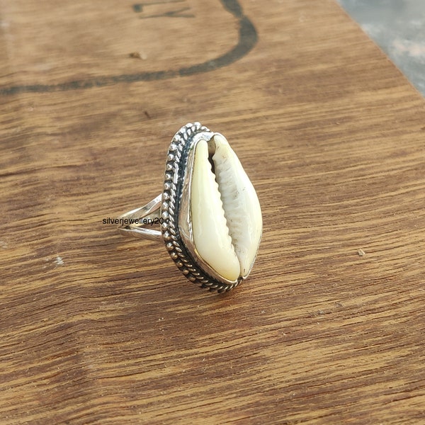 Cowrie Shell Ring - Etsy
