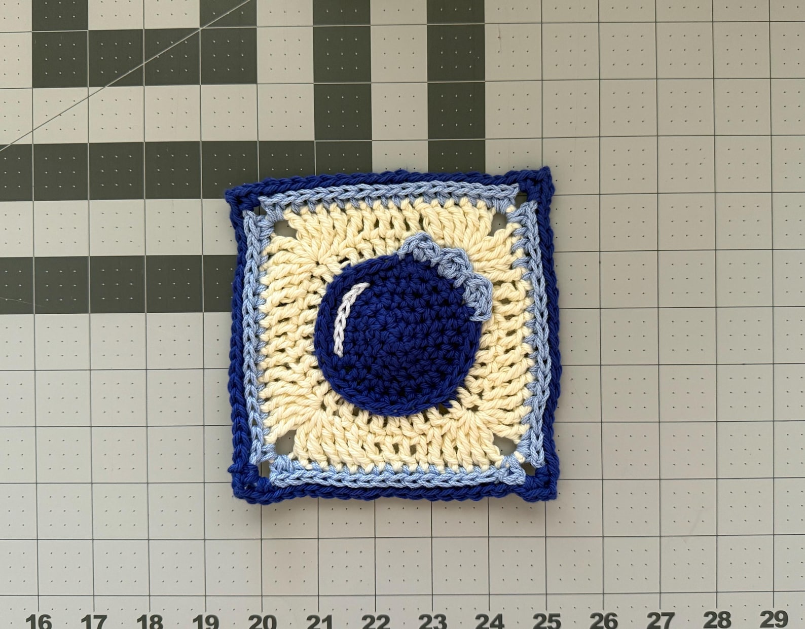 Blueberry Square | Granny Square Pattern | PDF With Video - Etsy