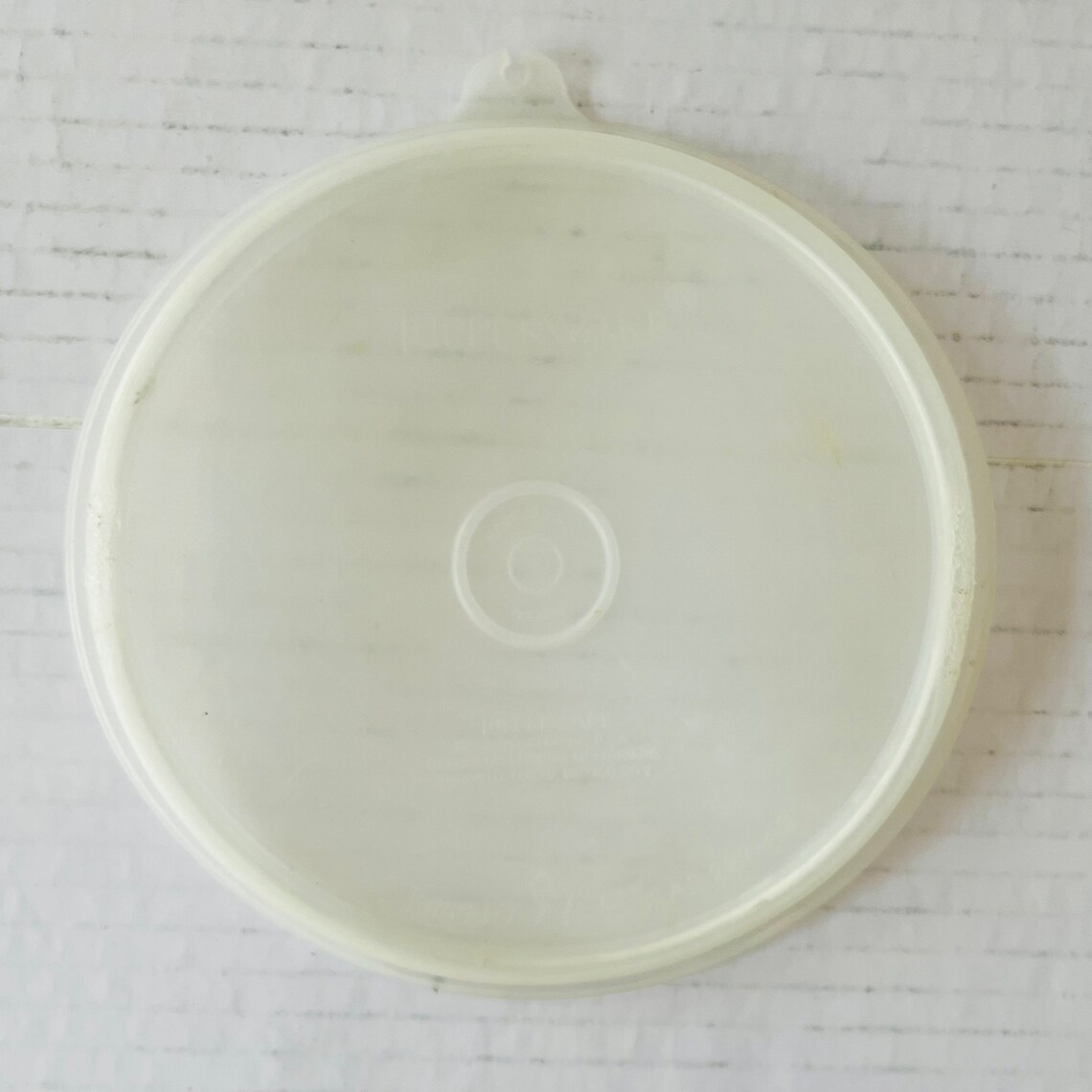 Vintage Tupperware Lids, 808, 812,227, 228, 1205, 1702, 471, 224 Round ...