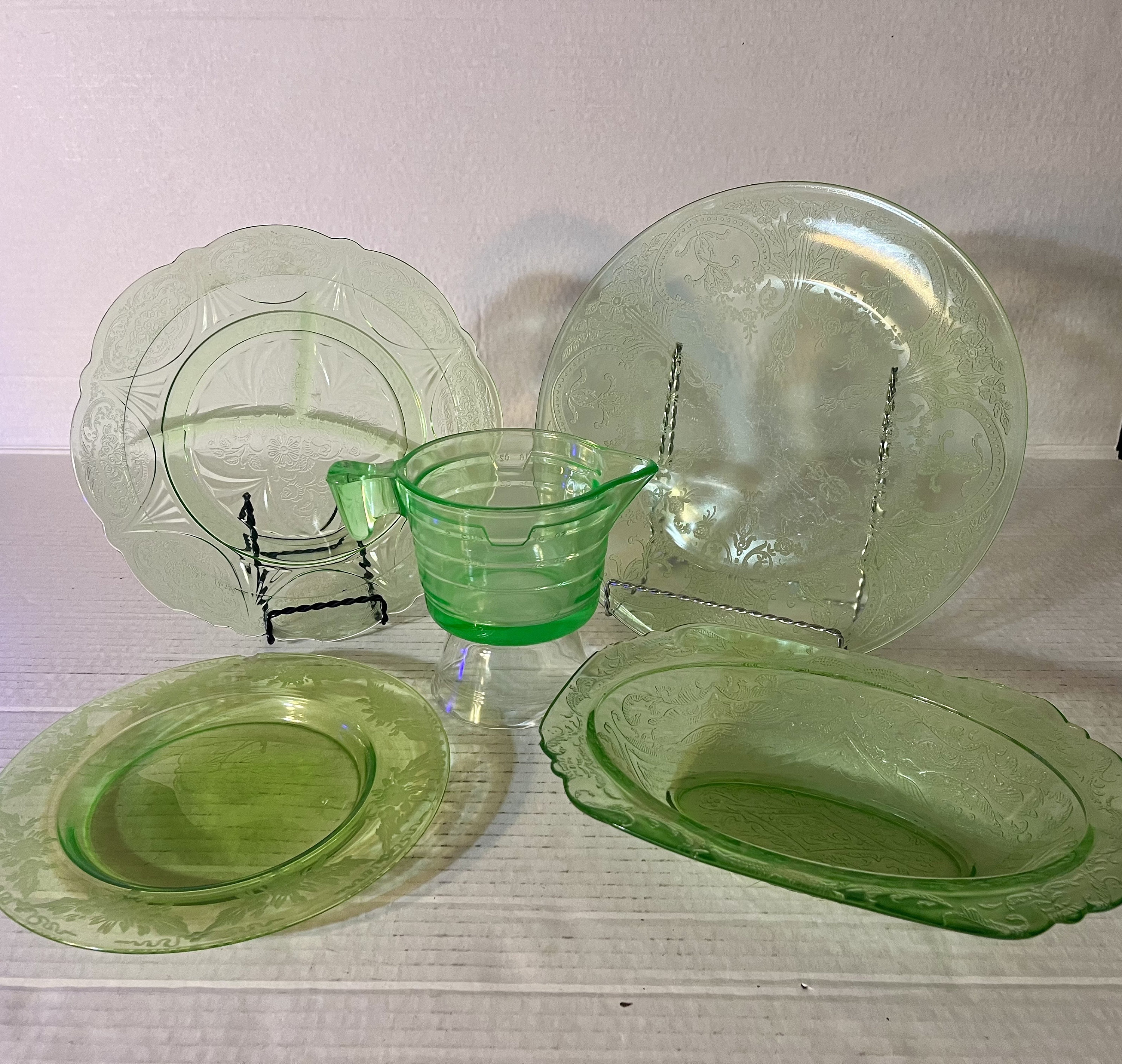 Vintage Uranium Green Glass, Dinner Plate, Divided Patter, Juicer ...