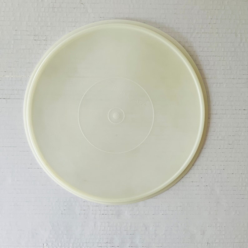 Vintage Tupperware Lids, 808, 812,227, 228, 1205, 1702, 471, 224 Round ...
