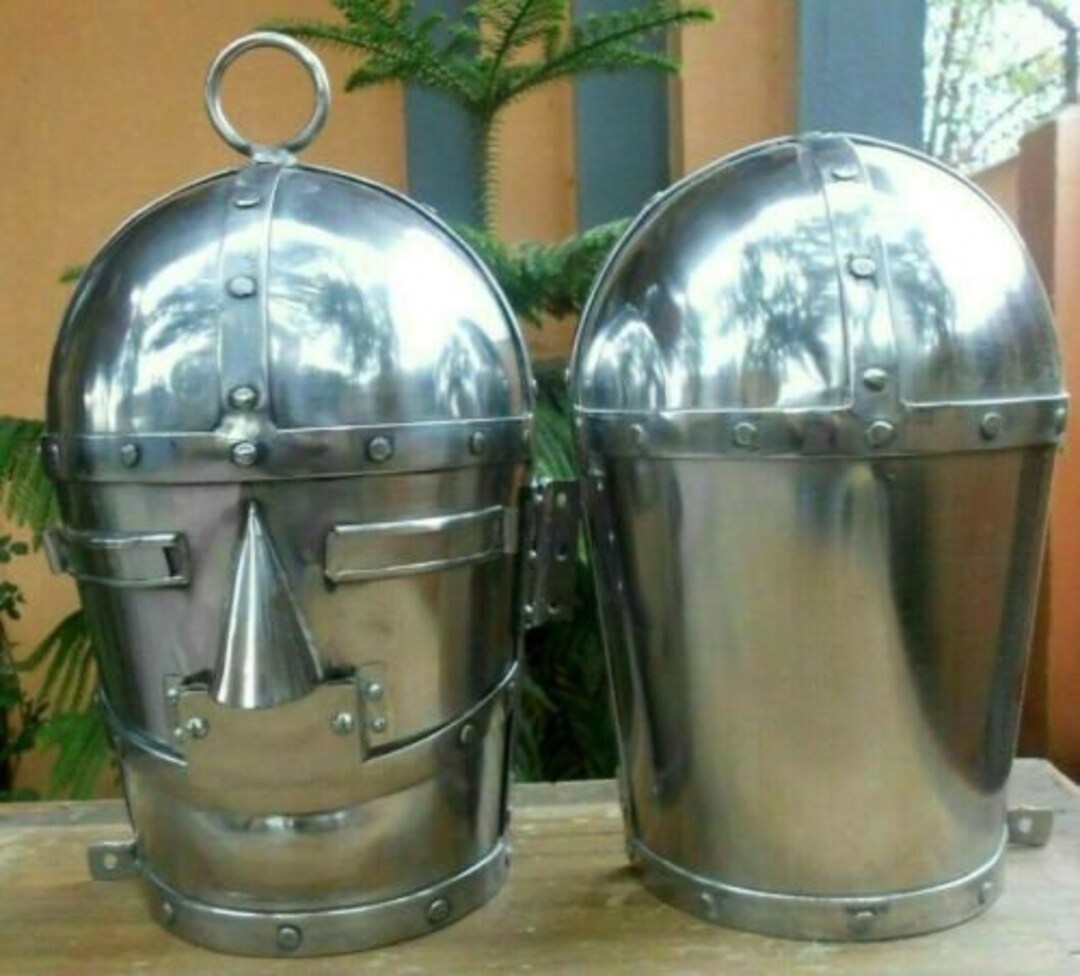Medieval Torture Helmet & Public Humiliation Device Replica, Slave ...