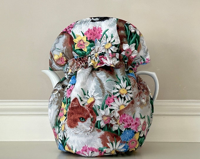 Country Cottage Tea Cosy. - Etsy