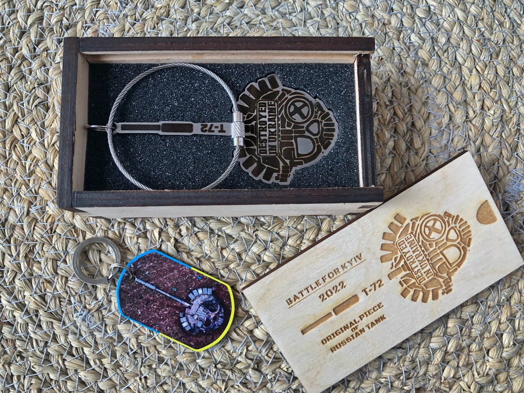 Piece of Destroyed in Ukraine T-72 Tank / Military Boyfriend Keychain ...