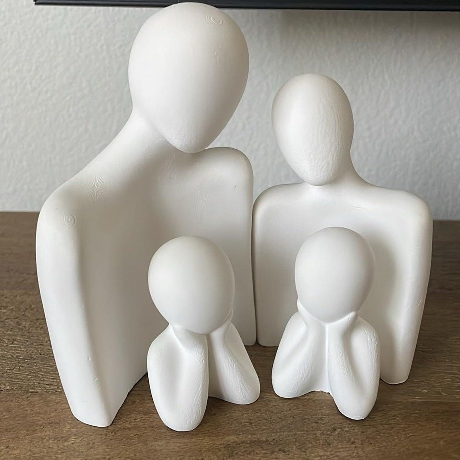 Family Sculpture Sets: Parent and Children Hugging Figurines ...