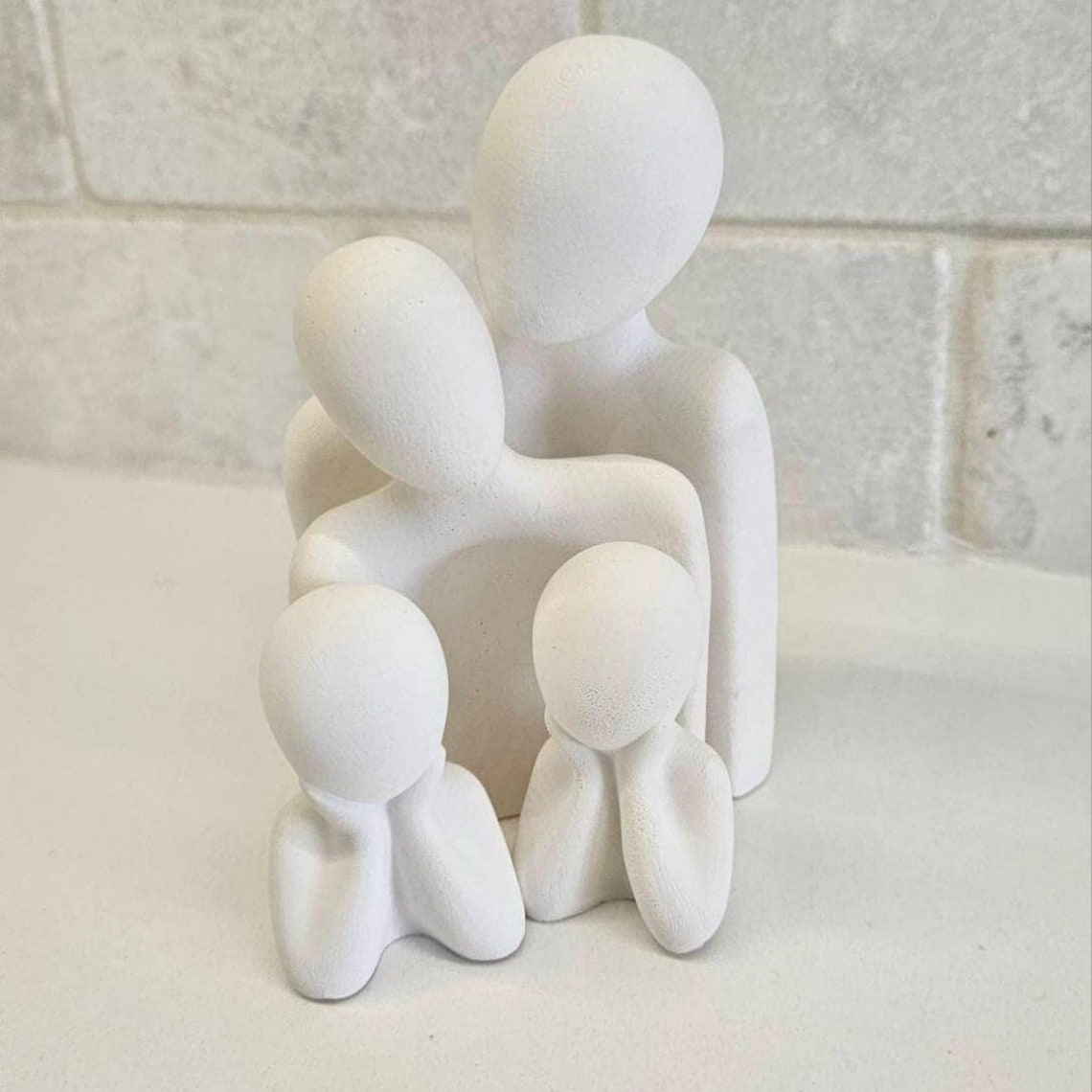 Family Sculpture Sets: Parent and Children Hugging Figurines ...