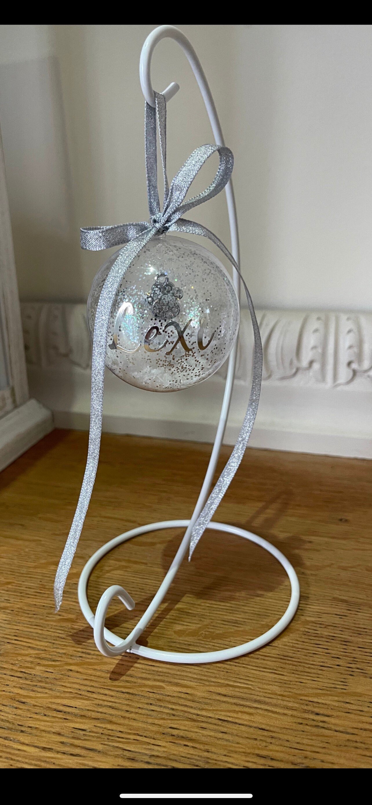 Paw/ Pet / Cat/ Dog Personalised Memory Bauble - Etsy UK