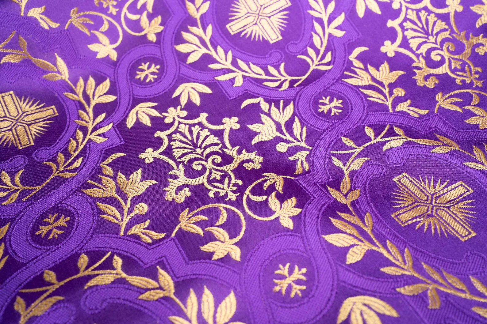 Prancing Pope - Religious Costume With Pontiff Hat and Vestment for ...