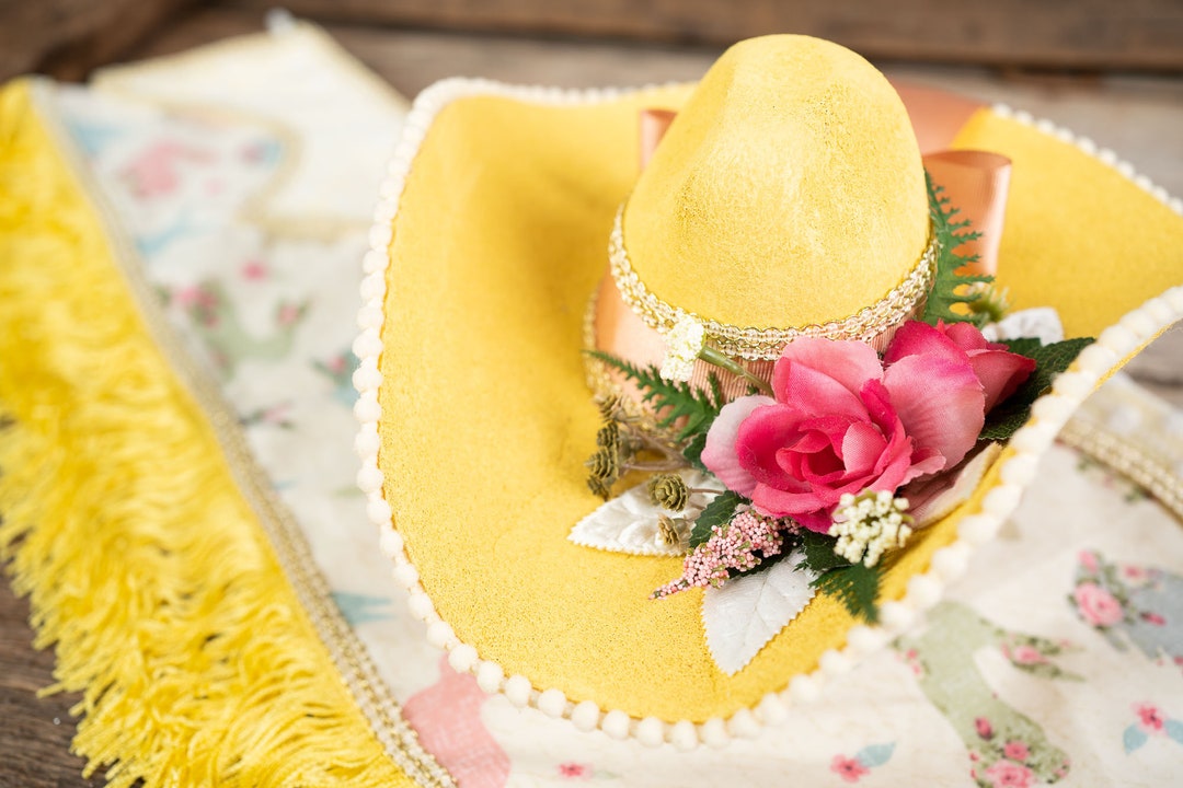 Easter Sunrise Fancy Easter Cowboy Set With Hat, Fringed Shawl and Tail ...