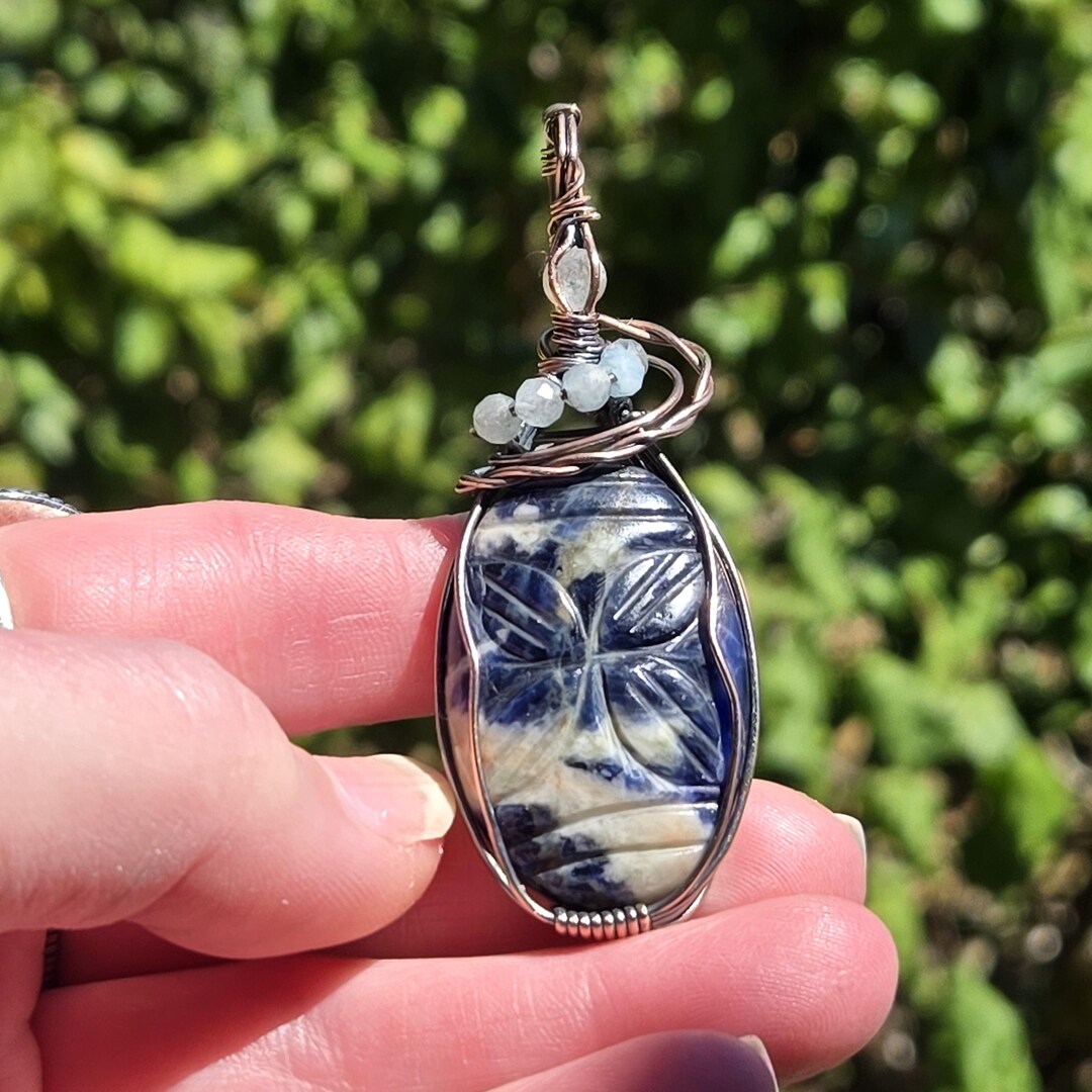 UV Reactive Elegant Flower Carved Sodalite and Aquamarine Pendant Gift ...