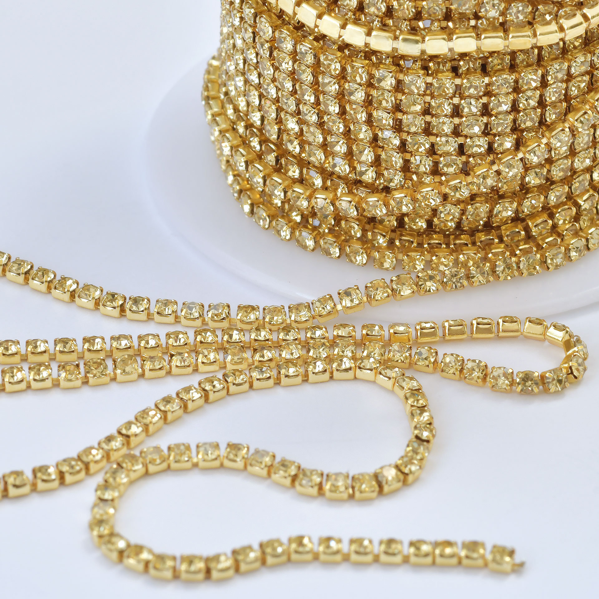 SS6 Colorful Rhinestone Chain, Rhinestone Trim for Wedding Decorations ...