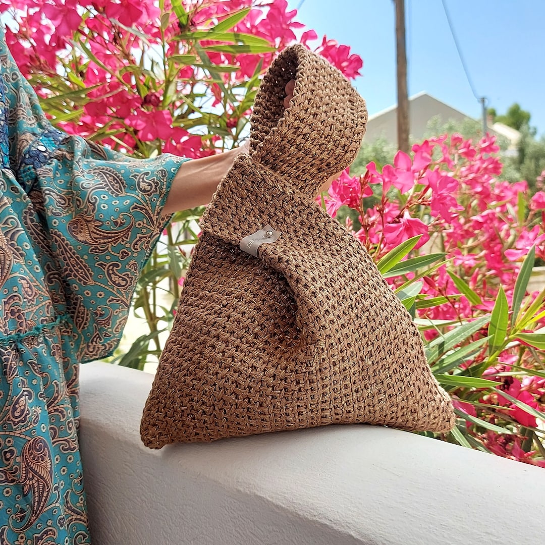 Japanese Knot Bag, Crochet Knot Bag, Modern Crochet Bag, Crochet Makeup ...