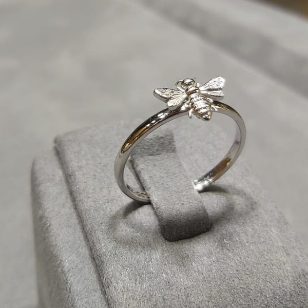 Gold Bee Ring - Etsy