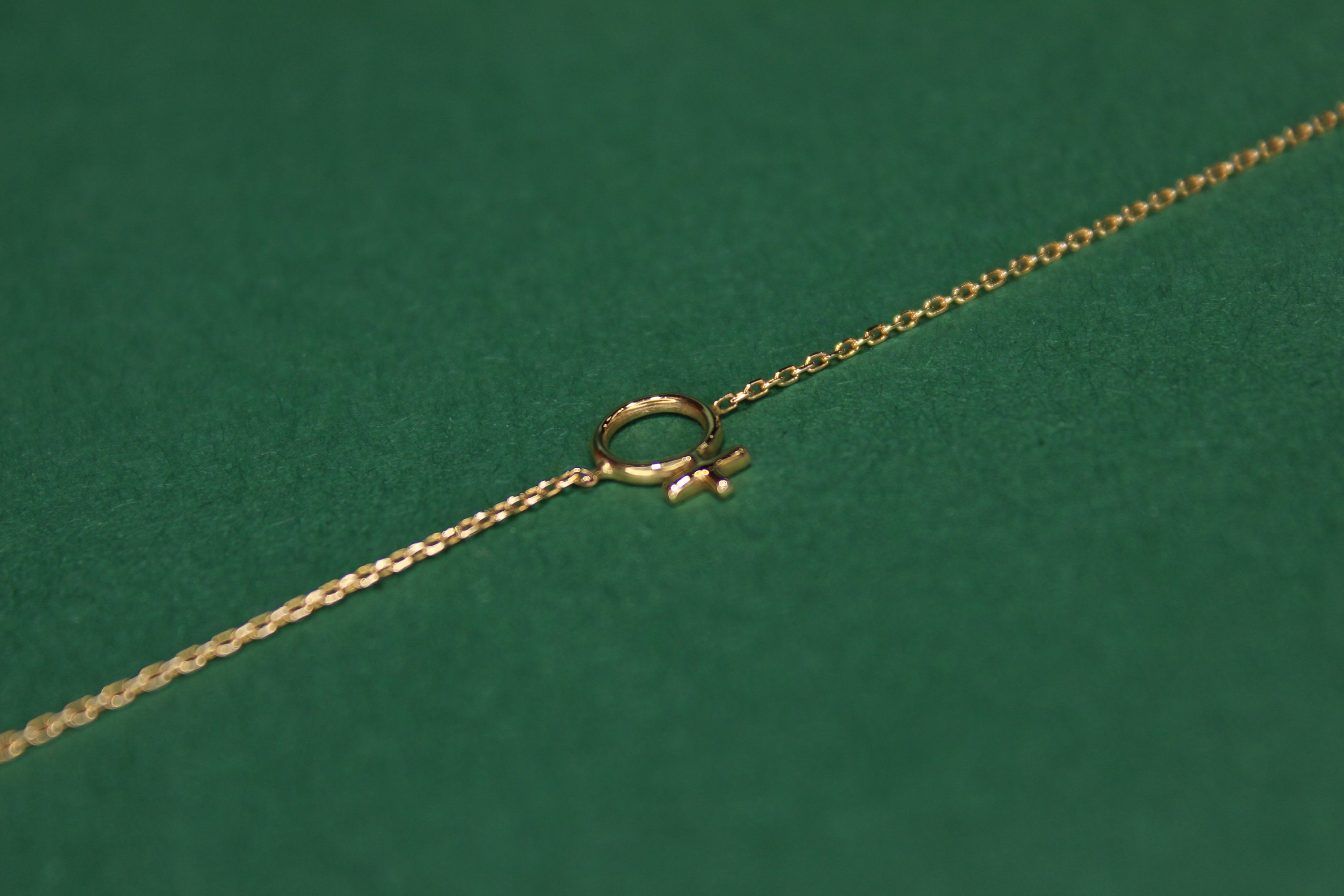 Minimalist Venus Sign 14K Real Solid Gold Female Symbol - Etsy
