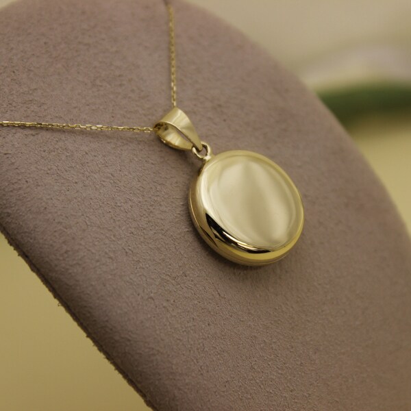 Solid Gold Locket - Etsy