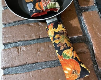 Insulated Iron Skillet Handle Pan Handle Cover handmade | Etsy