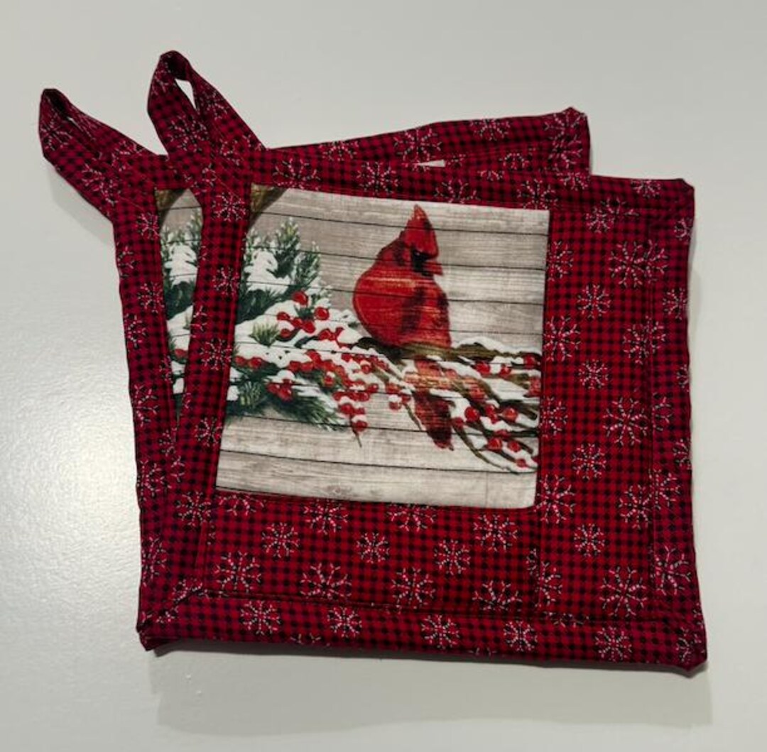 Handmade Cardinal Christmas Potholder, Holiday Kitchen Decor - Etsy